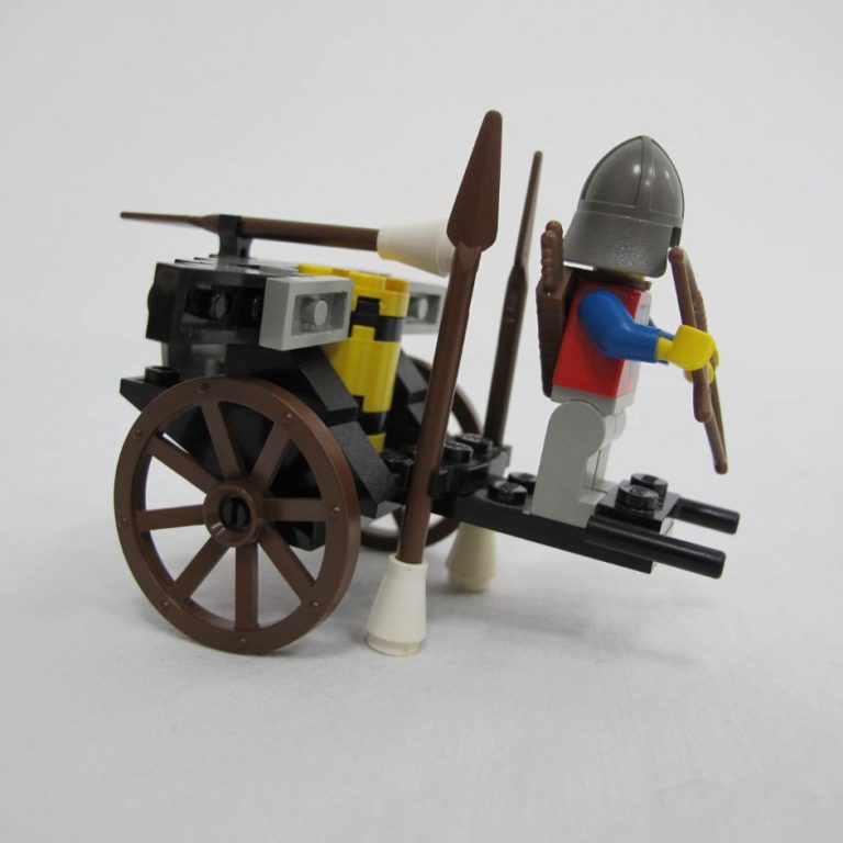 Siege Cart. Complete with instructions and box - JBF Toys and Trains