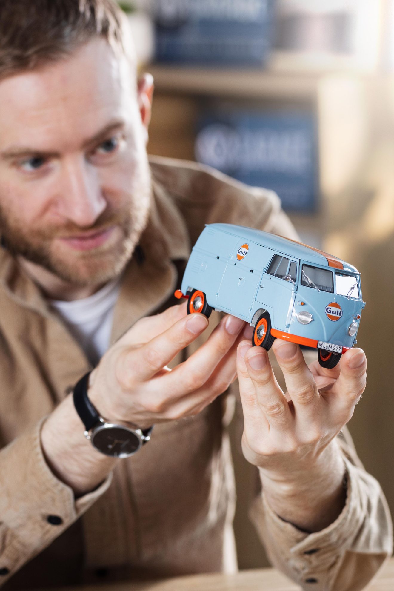 VW T1 panel van "Gulf" - JBF Toys and Trains